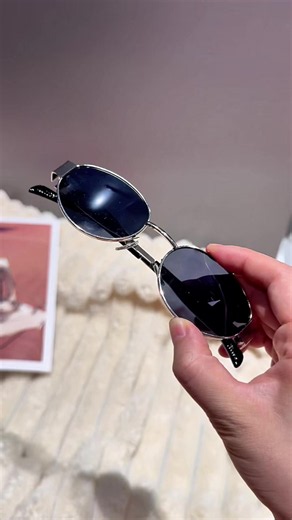 Gafas de mujer: lentes de moda y venta quincenal