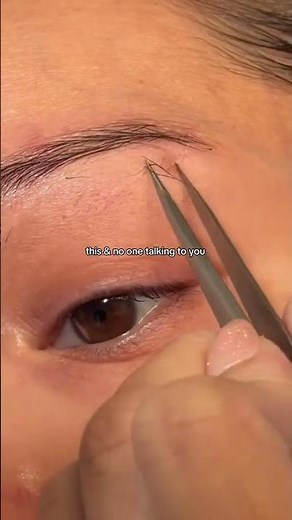 THE BEST TWEEZERS EVER!! HOW I DO MY BROWS AT HOME