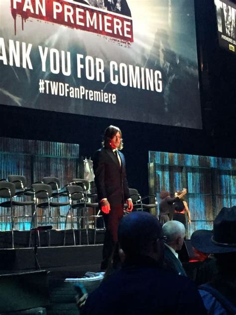 Melissa Mcbride Daryl Dixon Norman Reedus Amc Premiere Wrestling