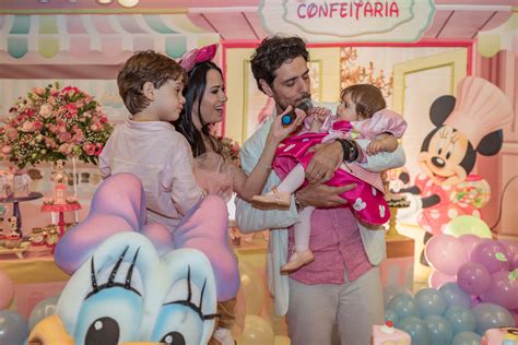 Thiago Arancam Comemora O Aniversário Da Filha Caçula Com Festa Luxuosa