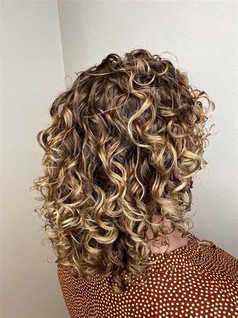 Pin Van Mark Mcnabb Op Beautiful Curls Krullend Haar Kapsel Voor