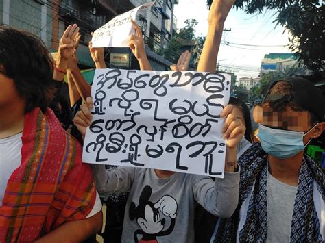 Khit Thit Media On Twitter ရန်ကုန်တွင် တော်လှန်လူငယ်များ ဦးဆောင်ကာ