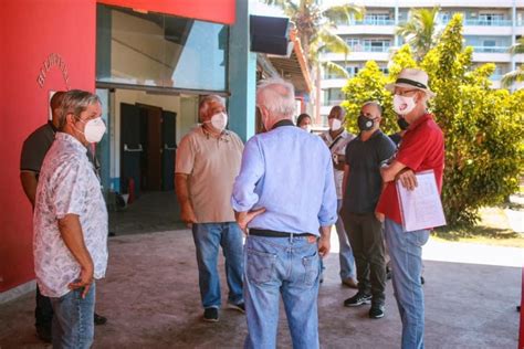 Prefeito De Cabo Frio E Arquiteto Fazem Visita Técnica Para Reforma Do