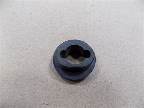 New Oem Kawasaki Rubber Headlight Wire Damper 23066 015 Kz900