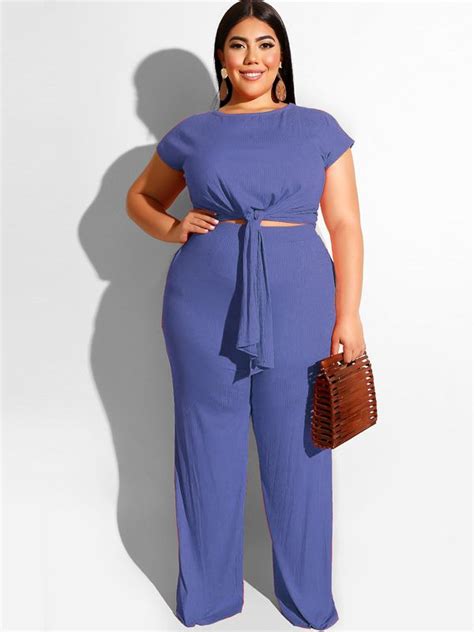 Wholesale Casual Solid Short Sleeve Plus Size Two Piece Sets Vwa080202