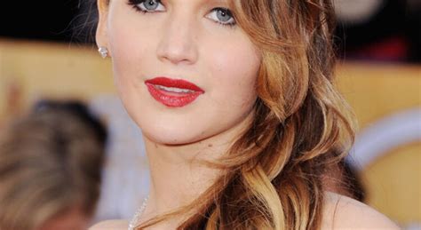 Jennifer Lawrence « Mes Seins Sont Asymétriques