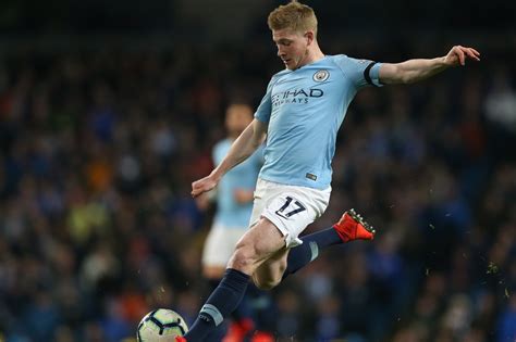 Watch Manchester Citys Kevin De Bruyne Snipes Wonder Goal Versus