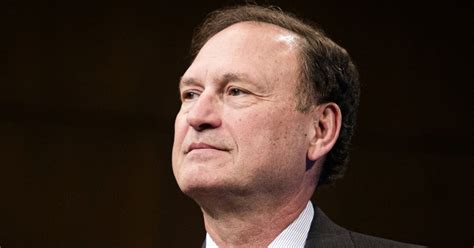 Samuel Alito Reports German Princess Gave Him 900 Concert Tickets