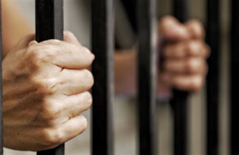 Sentenciado A Más De Mil Años De Cárcel Por Ultrajar A Su Hijastra