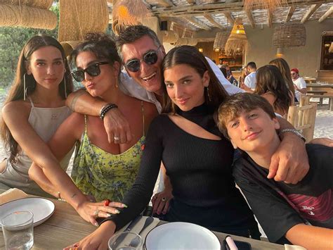 Dua Lipas 2 Siblings All About Her Sister Rina And Brother Gjin