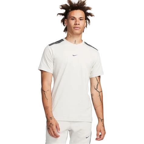 Nike Sportswear Graphic T Shirt Herren Light Bone Iron Grey Fq8821 072