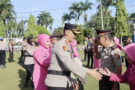 Pimpin Upacara Kenaikan Pangkat 40 Personel Polres Ogan Ilir Ini Pesan