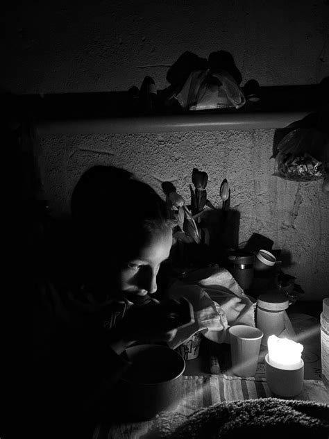 photographer sergey makarov recounts terrifying escape from mariupol cnn
