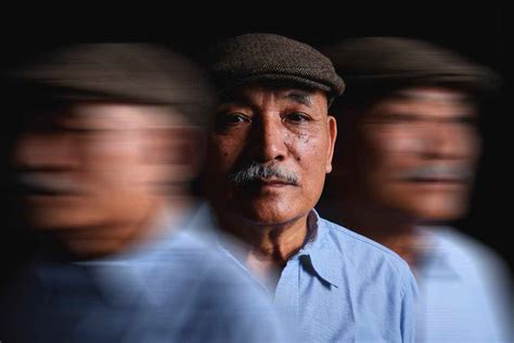9 Tips For Communicating With Seniors Who Have Dementia