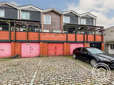 2 Bed Terraced House For Sale In Craigieburn Road Cumbernauld Glasgow