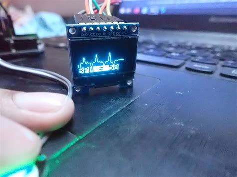 arduino projects heartbeat monitor with graphical heartbeat display