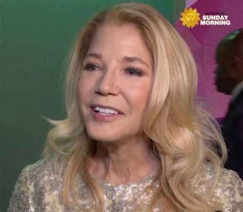 Author Of Sex And The City Applauds Carrie And Aidens Reconciliation
