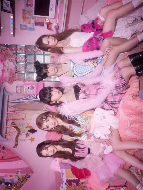 Y2k Wallpaper Kpop Wallpaper Kpop Girl Groups Kpop Girls Dara Kpop