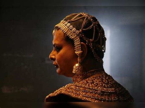 unishe april rituparno ghosh editor to director