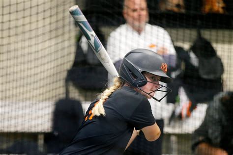 Oklahoma State Softball Morgyn Wynne Micaela Wark Go Wild Vs Kansas