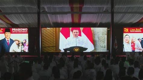 Momen Presiden Jokowi Dan Prabowo Subianto Saling Sanjung Di Perayaan