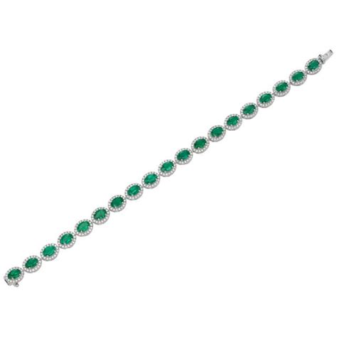 9 69 Carat Oval Emerald Diamond 18 Karat White Gold Bracelet Bangle At