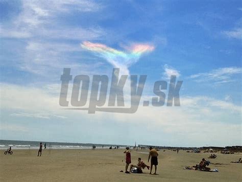 Foto Ľudia Si Na Oblohe Všimli Ohromujúce Zjavenie Podľa Odborníka