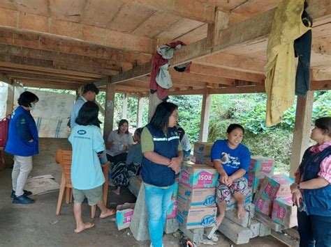 Dinkes Sulsel Kirim Bantuan Untuk Korban Tanah Longsor Di Toraja Baca