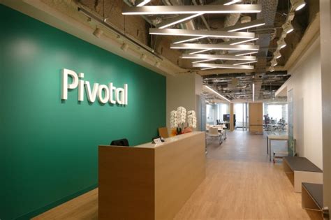 canonical pivotal partnership makes ubuntu preferred linux
