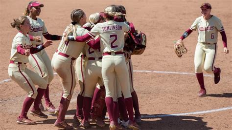 Fsu Softball Advances To Womens College World Series By Beating Lsu