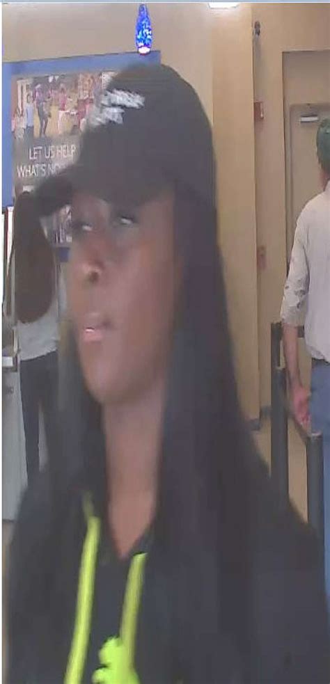 Feds 2 Women On Bank Robbery Spree Around Houston