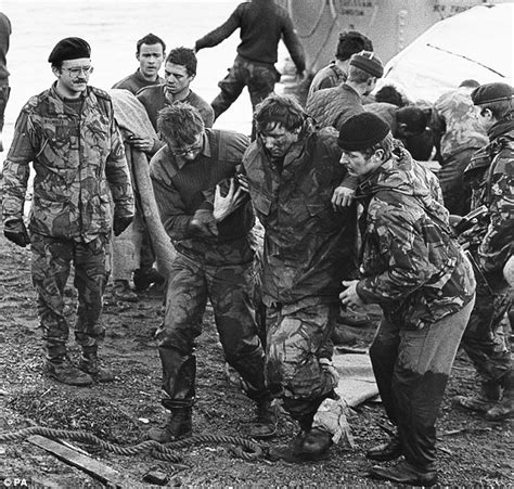 Malvinas 74 Grandes Fotos De Los 74 Días Que Marcaron Para Siempre La