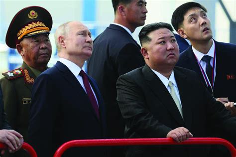 Ông Kim Jong Un Thăm Nga Một Bạn Cũ Hơn Hai Bạn Mới Tuổi Trẻ Online