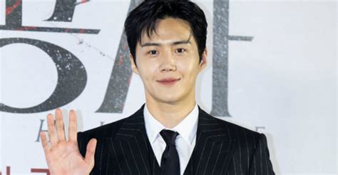 Kim Seon Ho Fans Support Has The Power To Make A Small Person Bigger