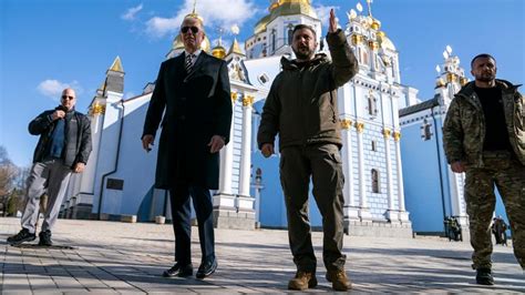 What Does Bidens Visit To Ukraine Mean And How Will Russia Spin It