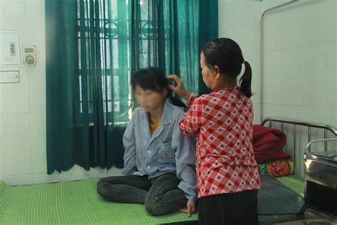 女子中学生が集団いじめで精神病院に入院、校長「気が弱いから」 [社会] Vietjoベトナムニュース