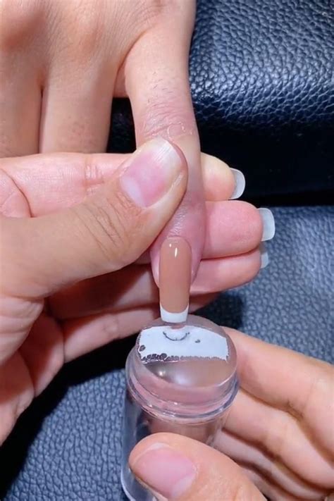 Fast French Nails😍😍 [video] Stylish Nails Simple Nails French Nails