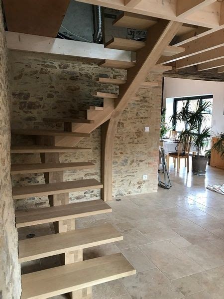 Escalier Limon Central Par Loccabruno Escalier Colimaçon Bois