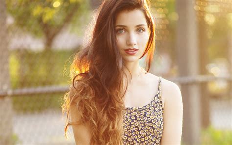 Emily Rudd Women Model Brunette Blue Eyes Skinny Crop Top Short Hair