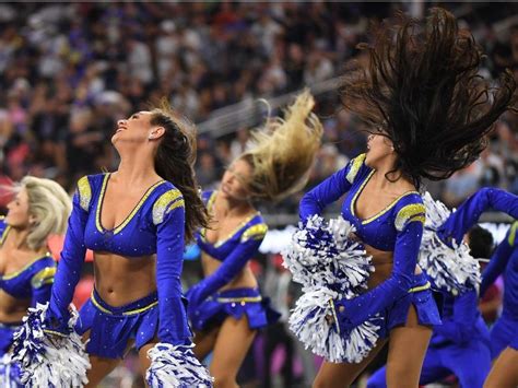 Headlights Reel Nfl Being Sued For Raunchy Cheerleader Footage