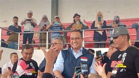 Bertemu Milenial Di Magelang Anies Baswedan Singgung Soal Lapangan