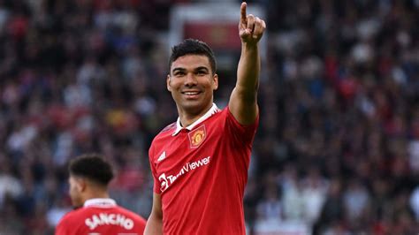 Hes A Massive Player Erik Ten Hag Hails Casemiro After Manchester