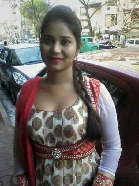 Indian Desi Hot Sexy Girls Indian College Girls Pic 4
