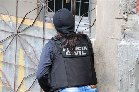 Jornal Correio Acusado De Invadir Casa E Ameaçar A Ex Mulher é Preso