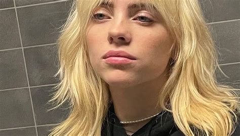 Billie Eilishs Post Debuting Blonde Hair Becomes Most Liked Photo By A
