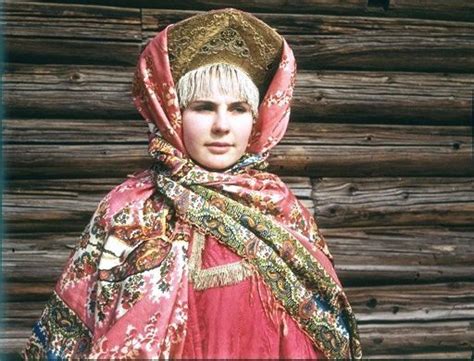 Résultat De Recherche Dimages Pour Kokoshnik Fourrure Traditional