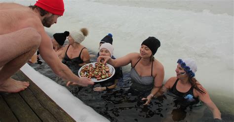 Paide Tehisjärve ääres Peeti Pingviinide Paraadi