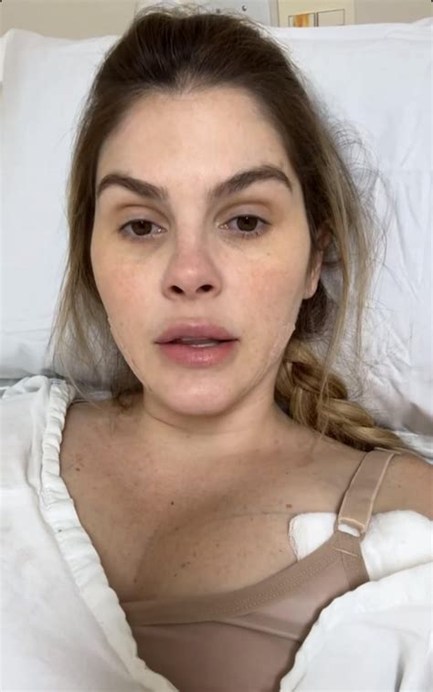 Internada Bárbara Evans Fala Sobre Cirurgias Plásticas Depois Do