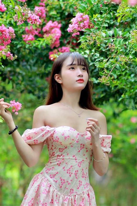 Ghim Của Nghia Nguyen Trên Cute Váy Cho Bé Gái Người Mẫu Phụ Nữ