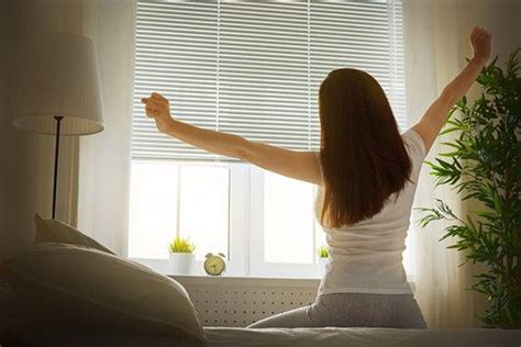 15 Reasons To Rise Early Benefits Of Waking Up Early The Sleep Judge